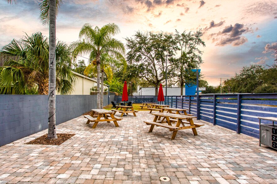 3407 Curry Ford Rd, Orlando, FL 32806 - Retail For Lease Cityfeet.com