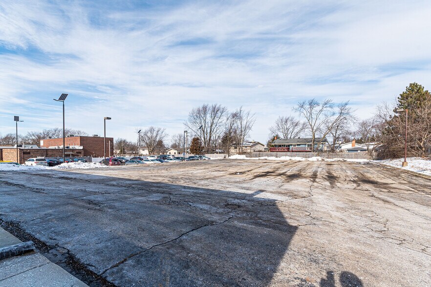 1260 W Higgins Rd, Hoffman Estates, IL 60169 - Office Cityfeet.com