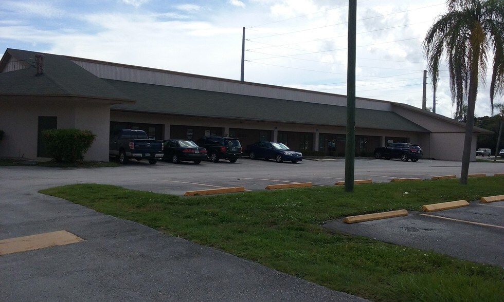 900 Virginia Ave, Fort Pierce, FL 34982 - Medical Office For Lease ...