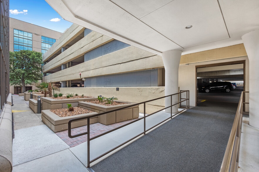 613 NW Loop 410, San Antonio, TX 78216 - Office For Lease Cityfeet.com