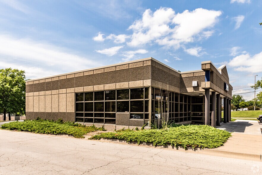 6141-6151 NW Barry Rd, Kansas City, MO 64154 For Lease Cityfeet.com