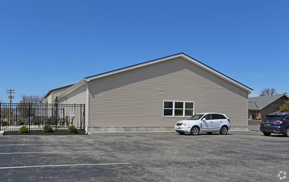 5164 Fishwick Dr, Cincinnati, OH 45216 - Retail For Lease Cityfeet.com