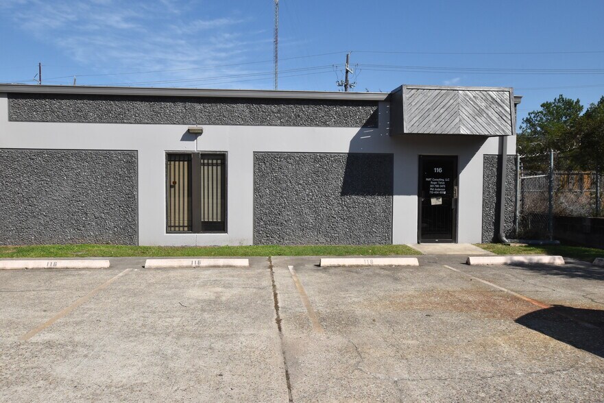 1300 S Frazier St, Conroe, TX 77301 For Lease Cityfeet.com