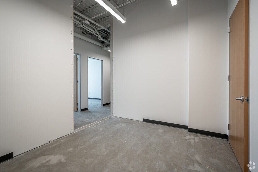 2100 Travis St, Houston, TX 77002 - Office For Lease Cityfeet.com