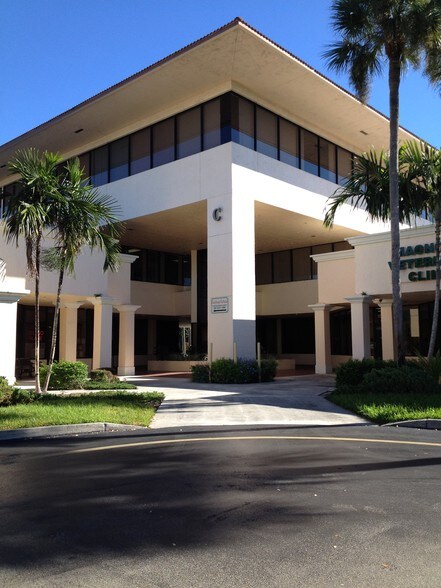 15200 Jog Rd Delray Beach Fl 33446 For Lease
