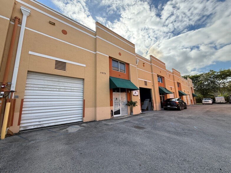 11975 SW 142nd Ter, Miami, FL 33186 - Industrial For Lease Cityfeet.com