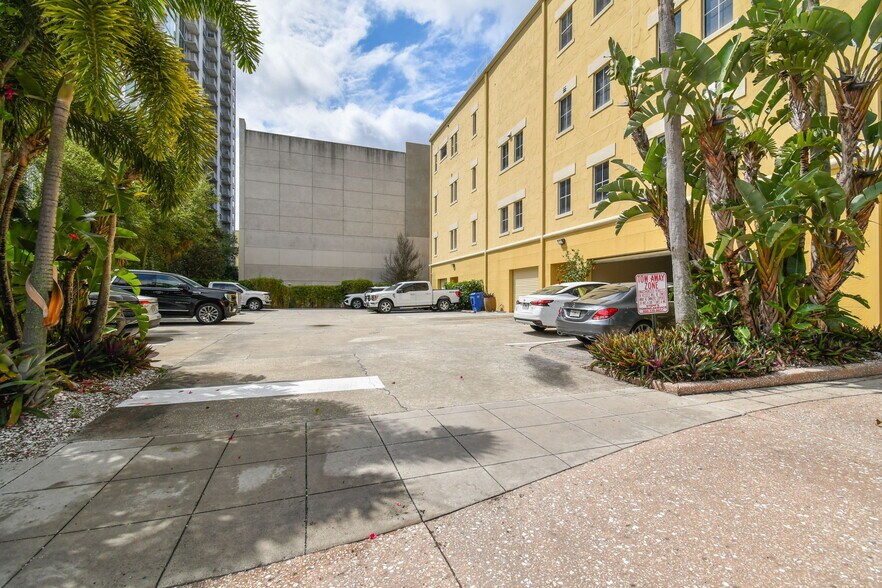 119 N 11th St, Tampa, FL 33602 - Loft Creative Space For Sale Cityfeet.com