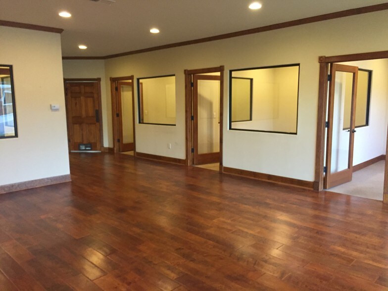 3200 W Marshall Ave, Longview, TX 75604 - Office For Lease Cityfeet.com