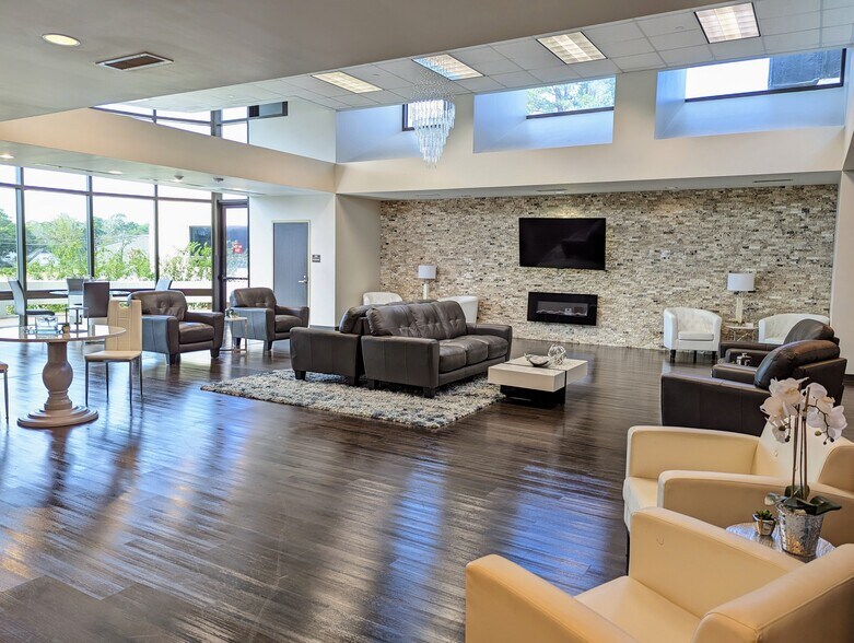 17506 Red Oak Dr, Houston, TX 77090 - Hospital For Sale Cityfeet.com