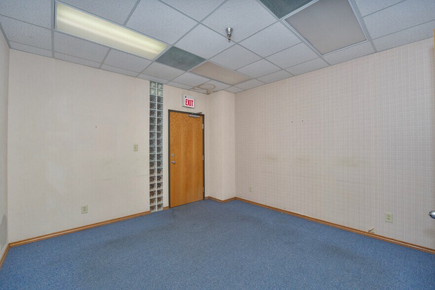 2909 S Hampton Rd, Dallas, TX 75224 - Office For Sale Cityfeet.com