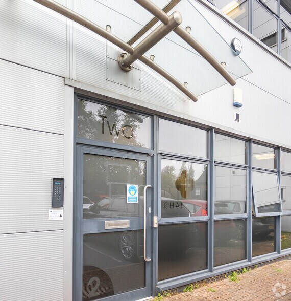 Stirling Way, Borehamwood, HRT WD6 2BT - Office For Lease Cityfeet.com