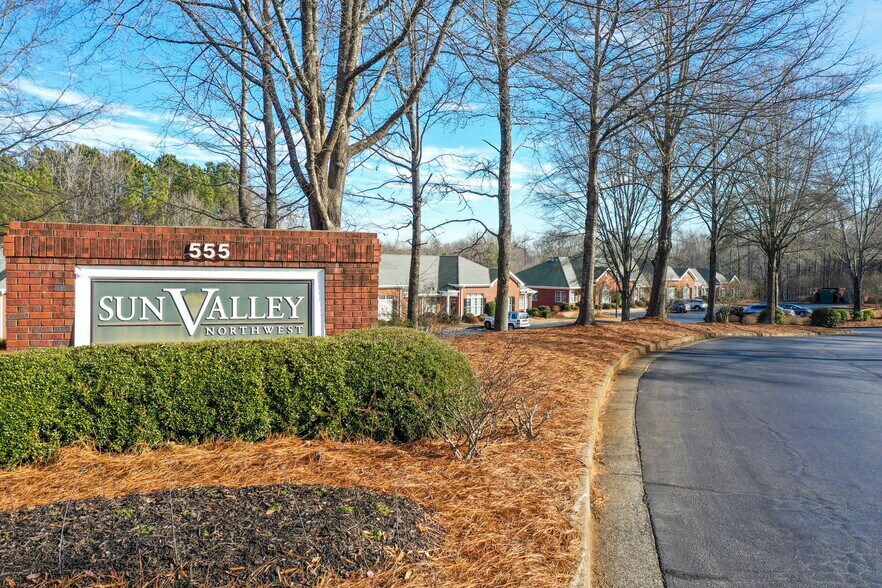 555 Sun Valley Dr, Roswell, GA 30076 - Office For Sale Cityfeet.com