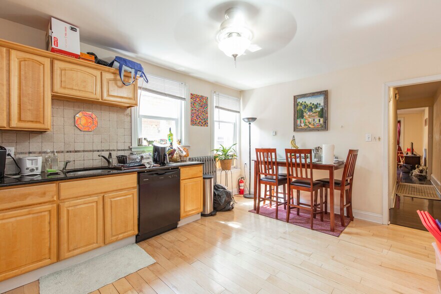 4235 Main St, Philadelphia, PA 19127 - Storefront Retail Residential ...