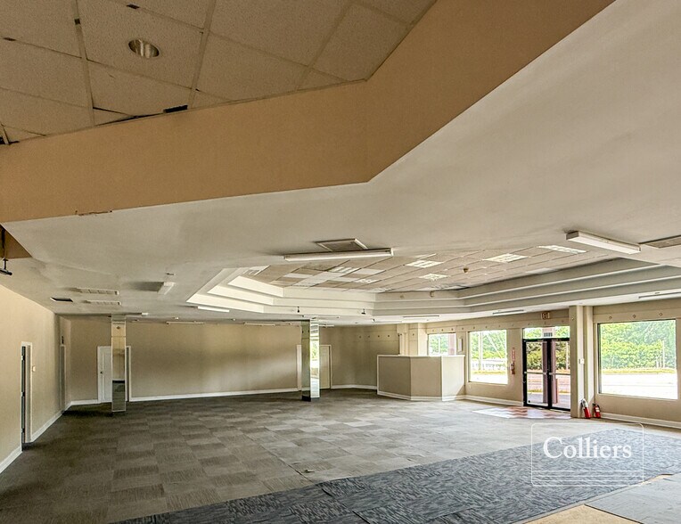 6735 Two Notch Rd, Columbia, SC 29223 - Retail For Lease Cityfeet.com