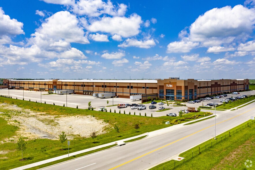 17700-17790 College Blvd, Lenexa, KS 66219 - Industrial For Lease ...