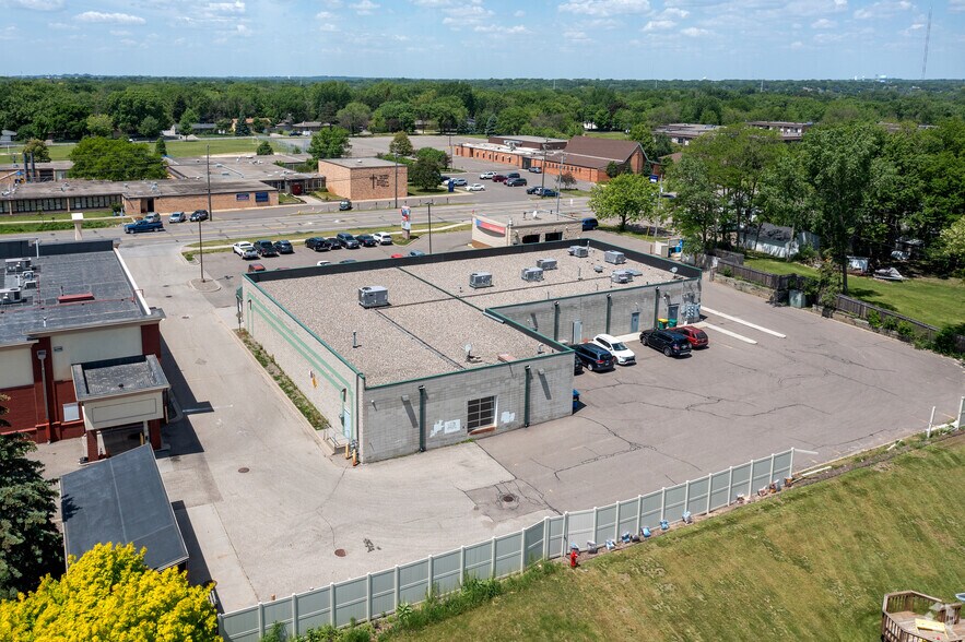 2680-2688 Rice St, Saint Paul, MN 55113 For Lease Cityfeet.com
