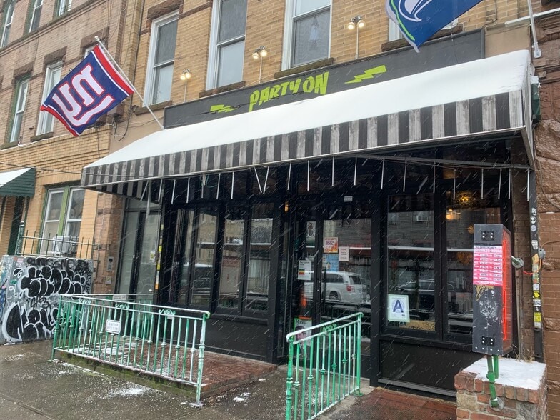 254 Irving Ave, Brooklyn, NY 11237 - Multi-Family For Lease Cityfeet.com