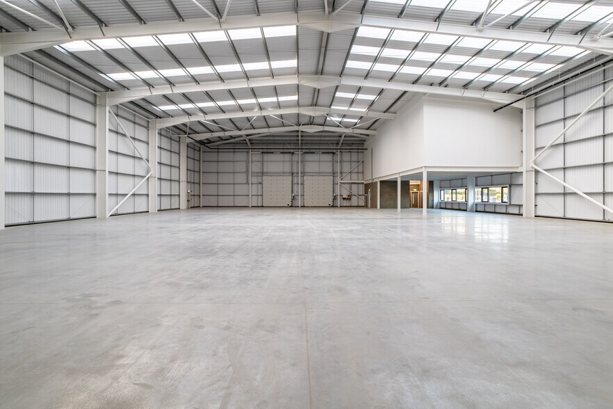 Hollin Ln, Milton Keynes, BKM MK12 6HT - Industrial For Lease Cityfeet.com