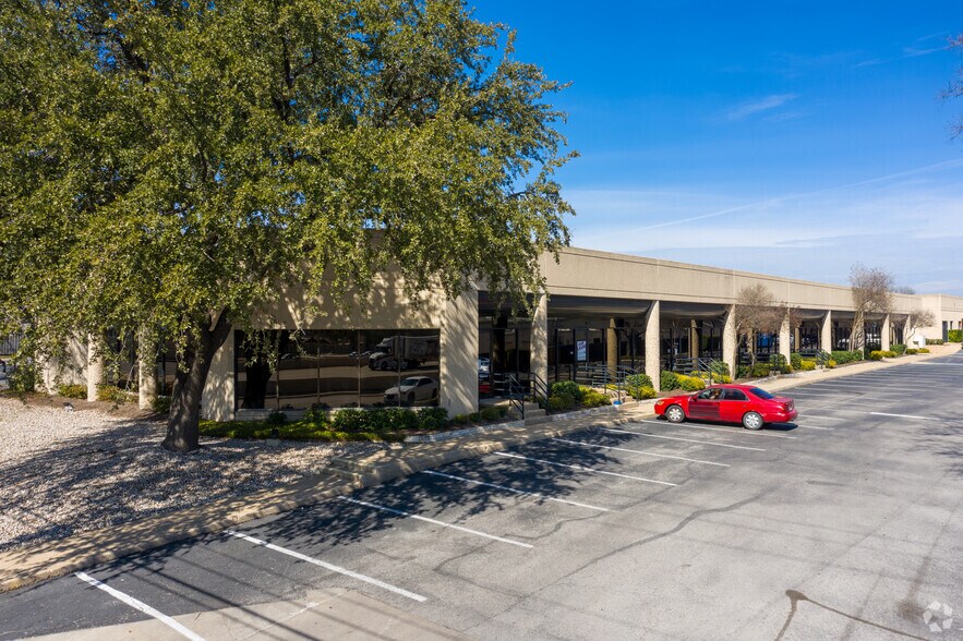 2391 NE Loop 410, San Antonio, TX 78217 For Lease Cityfeet.com