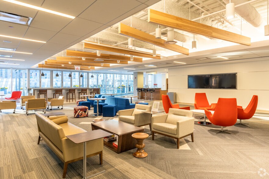 161 N Clark St, Chicago, IL 60601 - Office For Lease Cityfeet.com