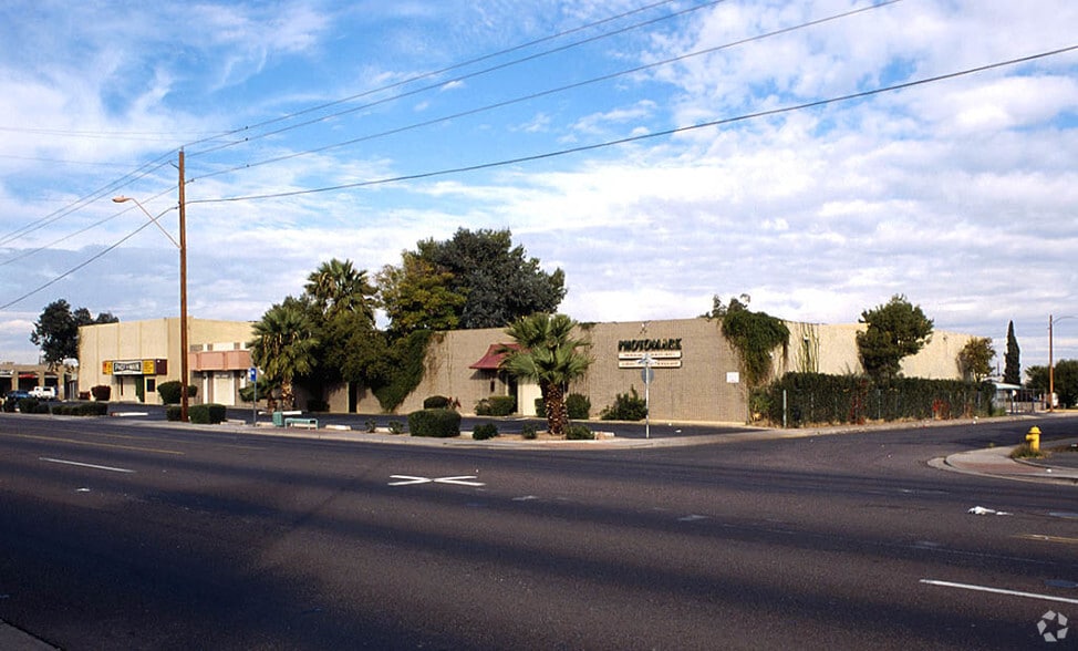 2222 E McDowell Rd, Phoenix, AZ 85006 - Showroom For Sale Cityfeet.com