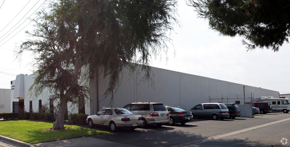1571 S State College Blvd, Anaheim, CA 92806 - Industrial For Lease ...
