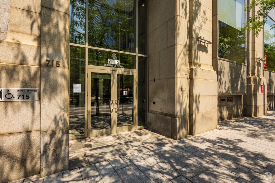 715 du Square-Victoria Rue, Montréal, QC H2Y 3Y9 - Office Cityfeet.com