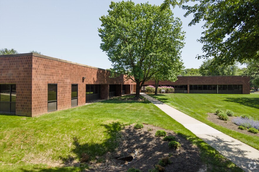 4 Research Way, Princeton, NJ 08540 Cityfeet.com