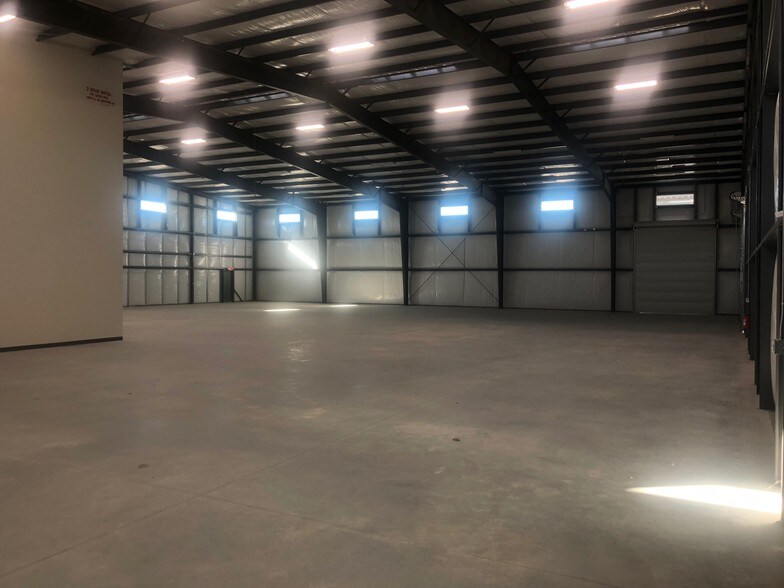 4223 Dividend Rd, San Antonio, TX 78219 - Industrial For Lease Cityfeet.com