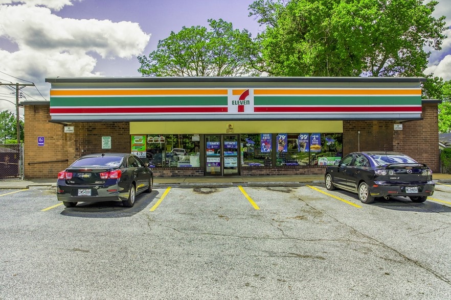 2425 S Big Bend Blvd, Saint Louis, MO 63143 - Convenience Store For ...