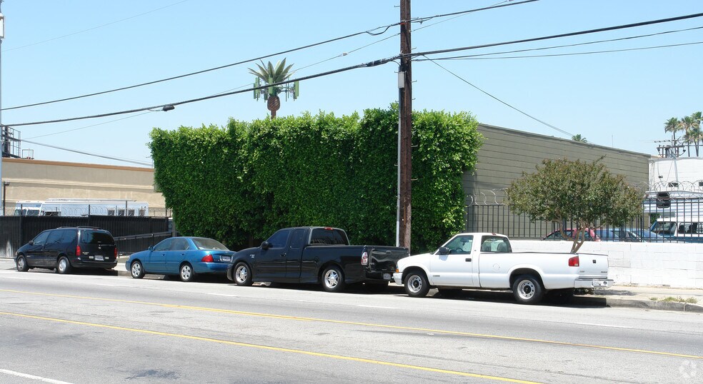 13631 Saticoy St, Van Nuys, CA 91402 - Industrial For Lease Cityfeet.com