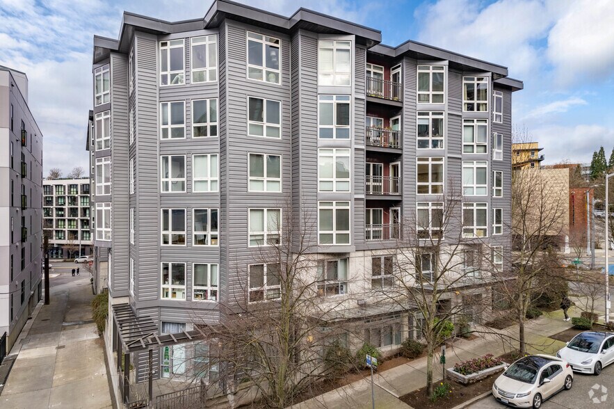 159 Denny Way, Seattle, WA 98109 - Multi-Family For Lease Cityfeet.com