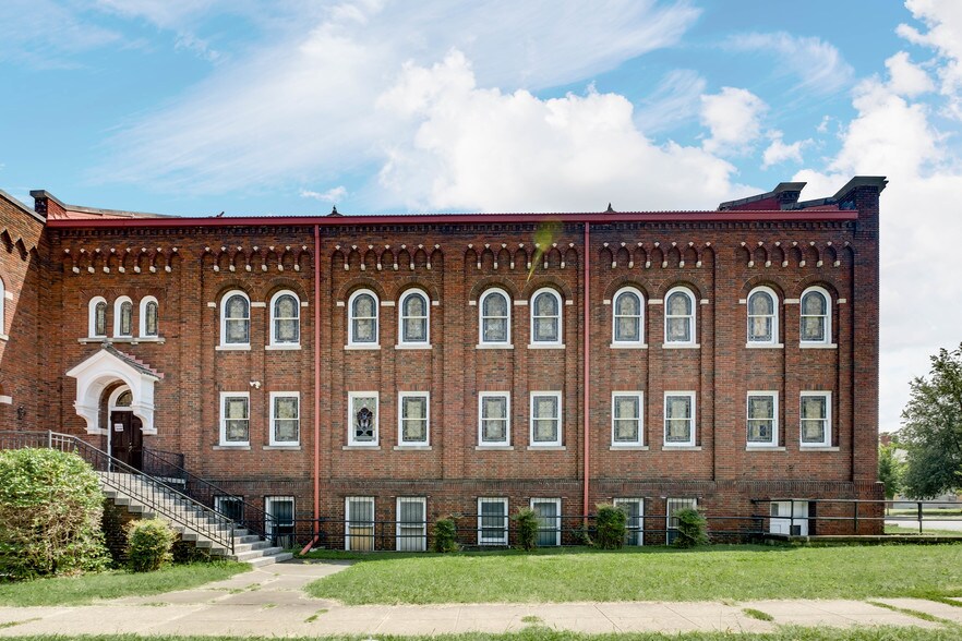 1223 31st St N, Birmingham, AL 35234 - Religious Facility For Sale ...