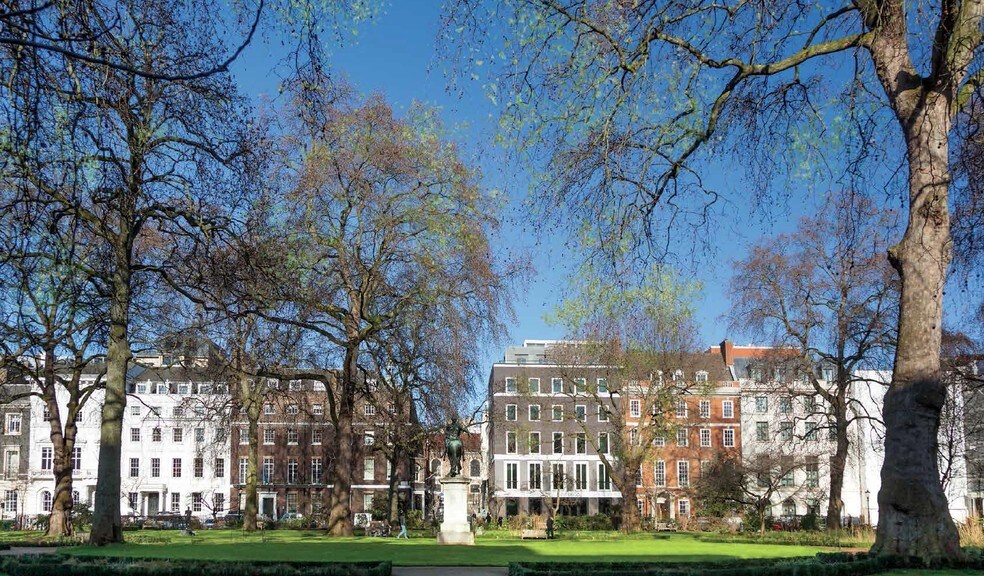 8 St. Jamess Sq, London, LND SW1Y 4JU - Office Cityfeet.com