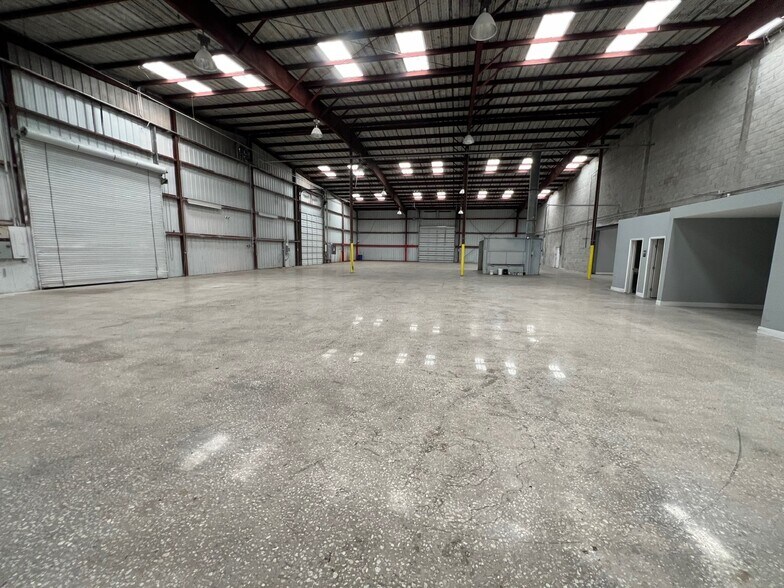 1673 S South Niemeyer Cir, Port Saint Lucie, FL 34952 - Industrial For Lease Cityfeet.com