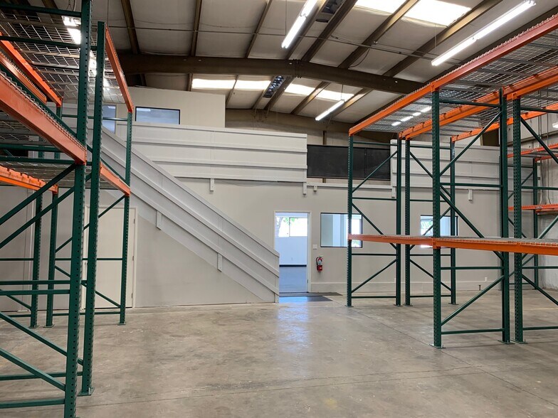 320 Civic Center Dr, National City, CA 91950 - Warehouse For Sale ...