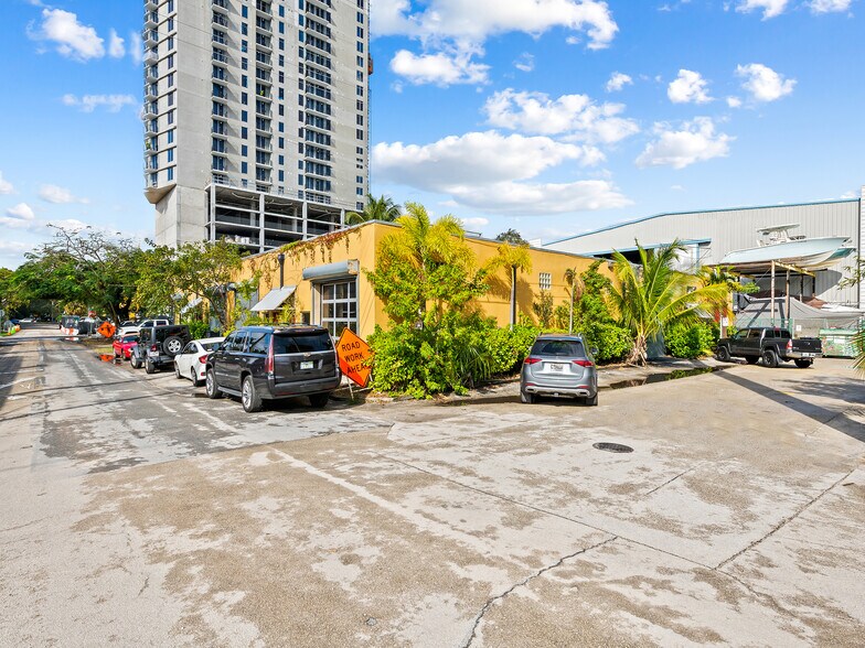 201-207 SW 5th St, Fort Lauderdale, FL 33301 - Flex/R&D For Lease ...