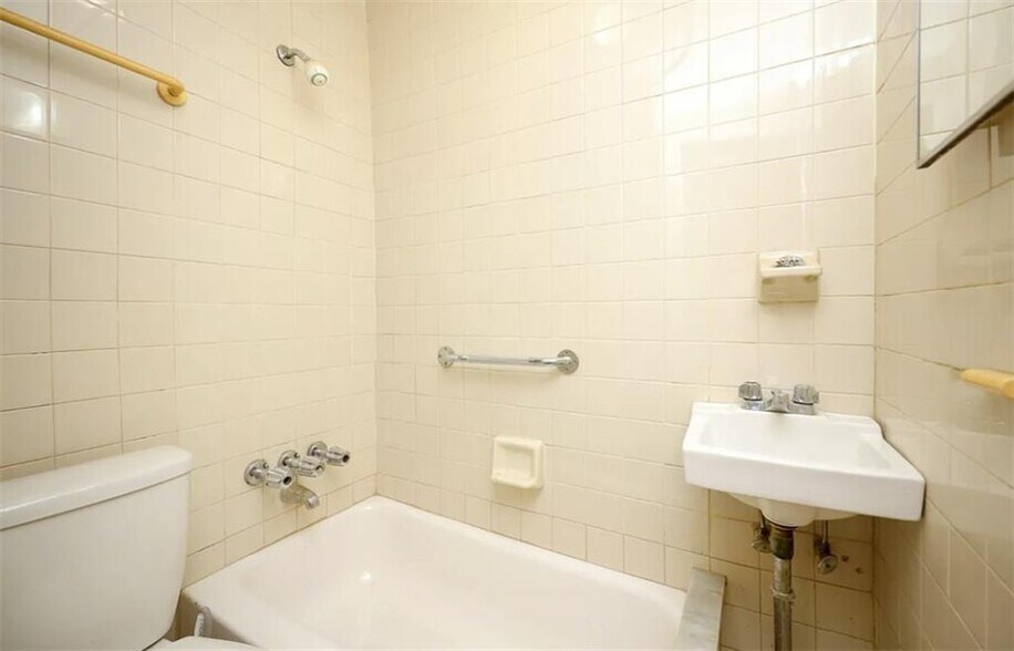 87 1st Ave, New York, NY 10003 - Apartments For Sale Cityfeet.com