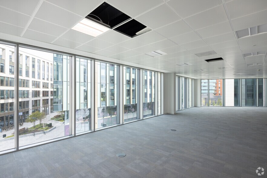 6 Wellington Place, Leeds, WYK LS1 4AP - Office For Lease Cityfeet.com