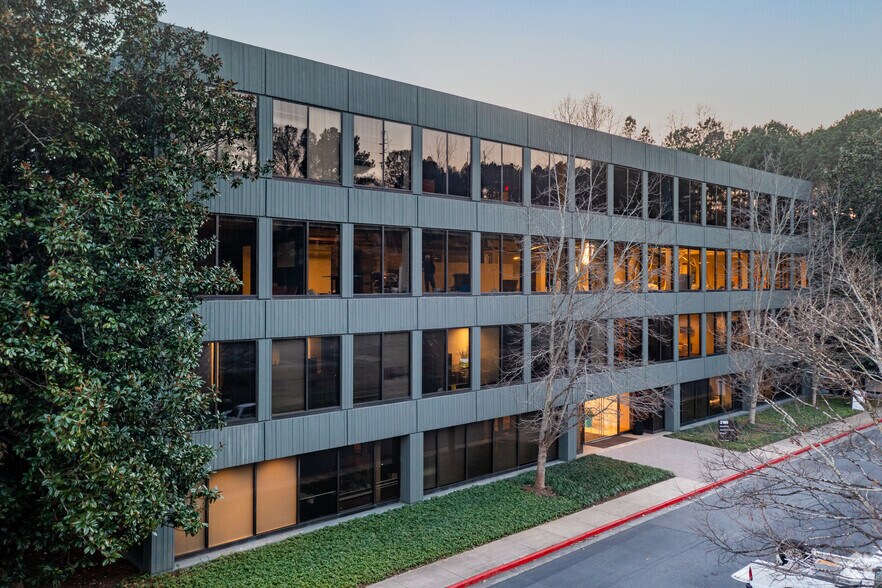 2100 Powers Ferry Rd SE, Atlanta, GA 30339 - Office For Lease Cityfeet.com