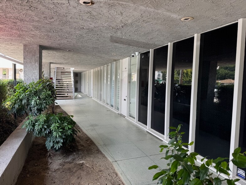 13273 Ventura Blvd, Studio City, CA 91604 - Loft Creative Space For ...