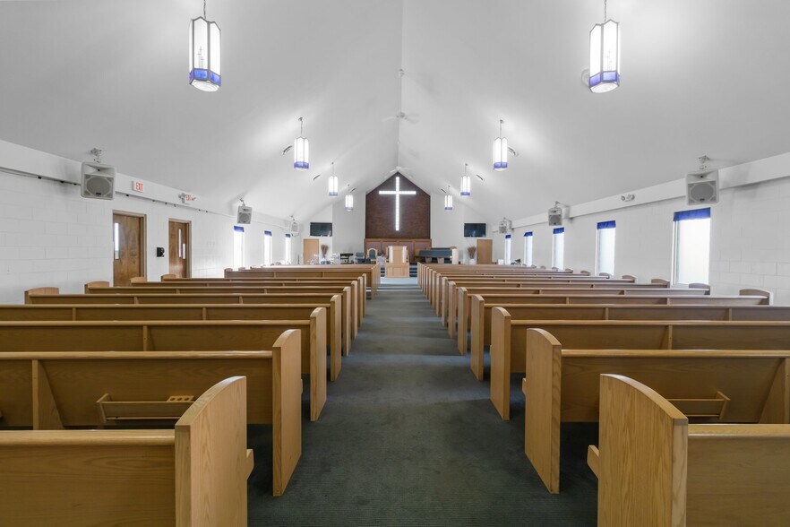 6345 Massachusetts Ave, Indianapolis, IN 46226 - Religious Facility For ...