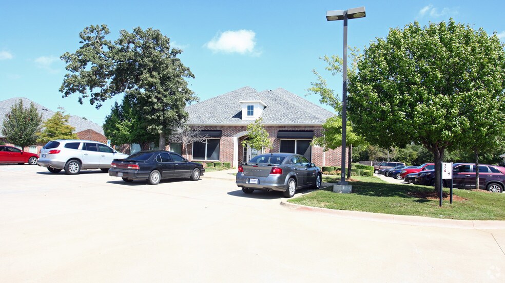 2561 SW Grapevine Pky, Grapevine, TX 76051 - Office For Sale Cityfeet.com