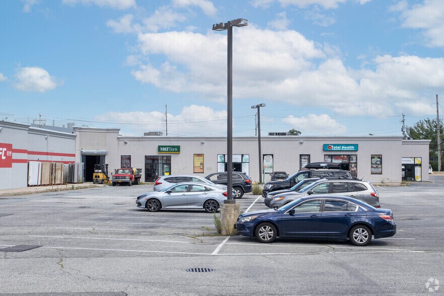 120-130 Broadhollow Rd, Farmingdale, NY 11735 - General Retail For Sale ...