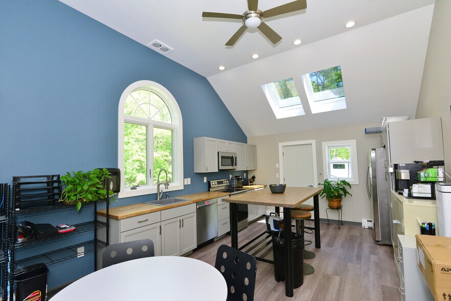 186 Grove St, Franklin, MA 02038 - Industrial For Sale Cityfeet.com